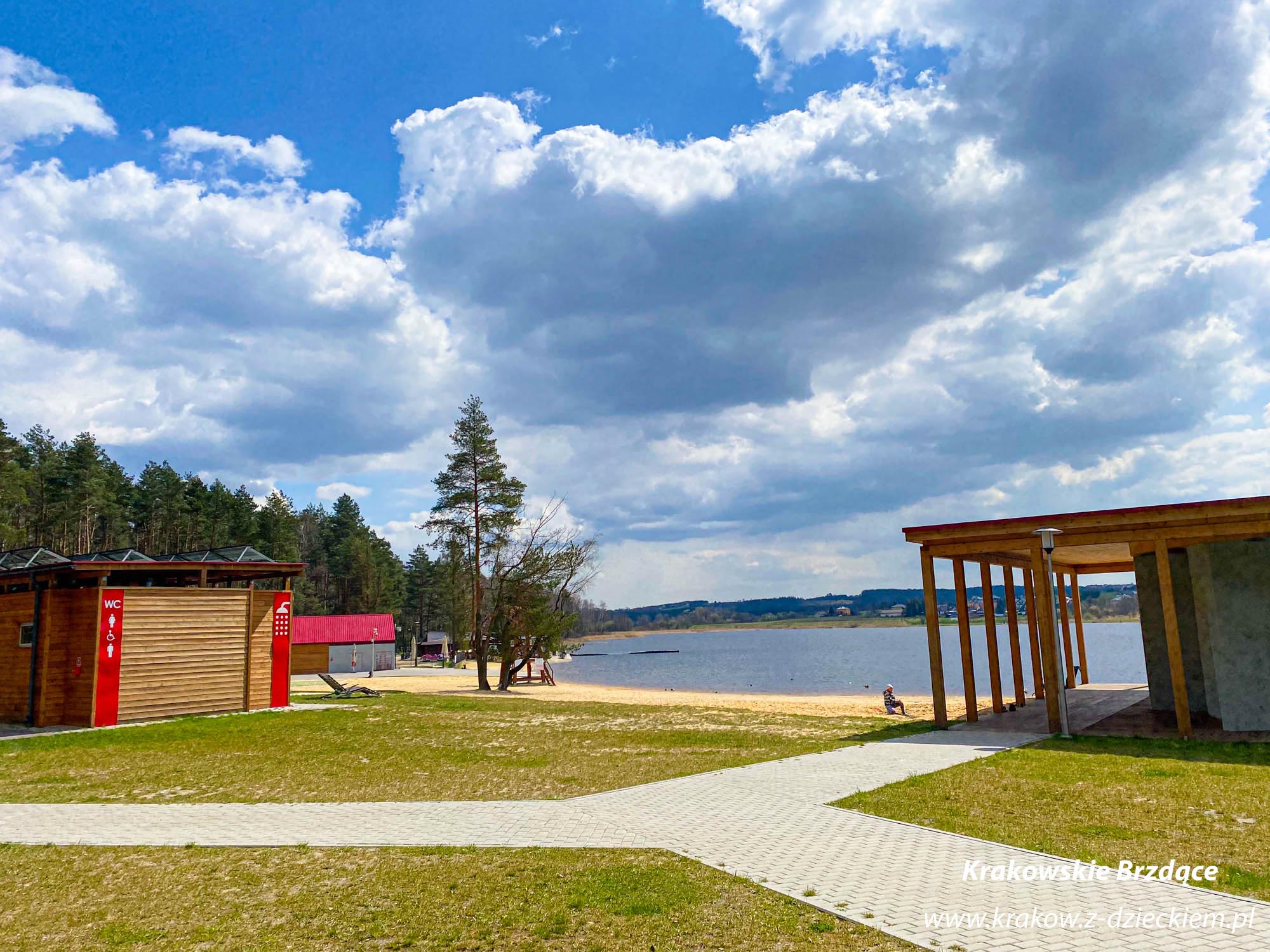 Zalew Chechło w Trzebini - wypoczynek nad wodą - Kraków z dzieckiem.pl