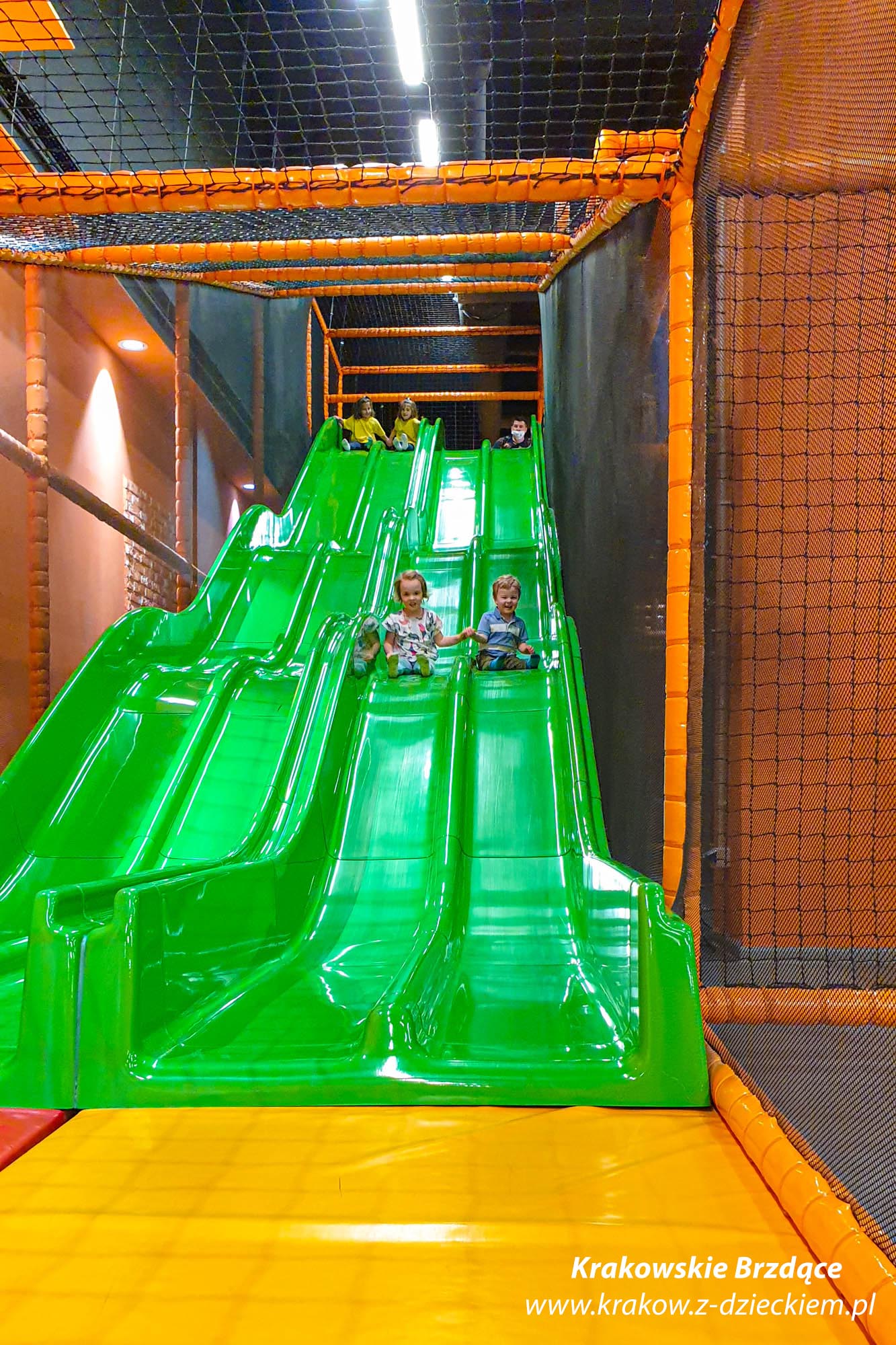 Leopark Serenada - trochę rozrywki dla dzieci - Krakowskie Brzdące