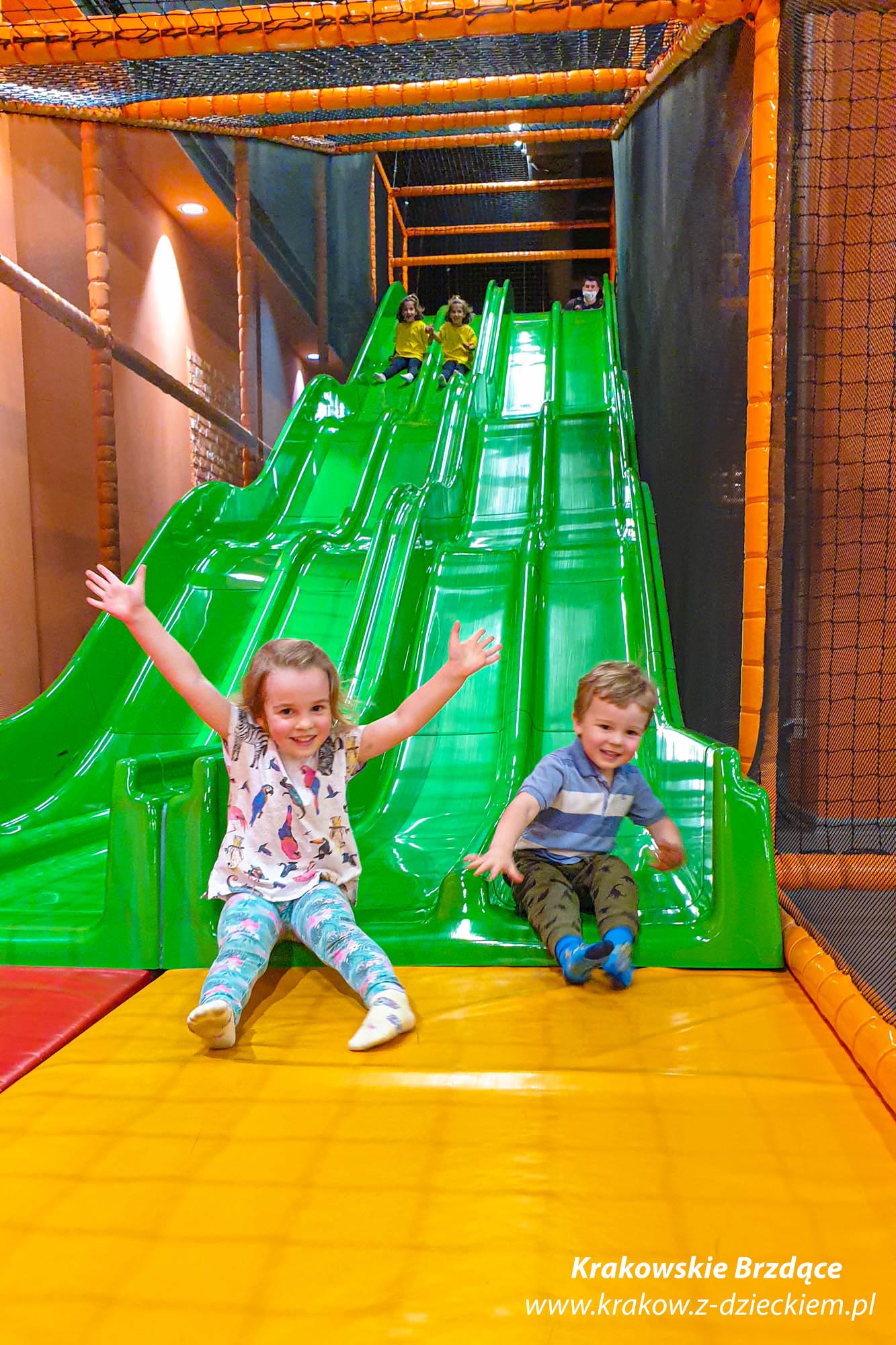 Leopark Serenada - trochę rozrywki dla dzieci - Krakowskie Brzdące