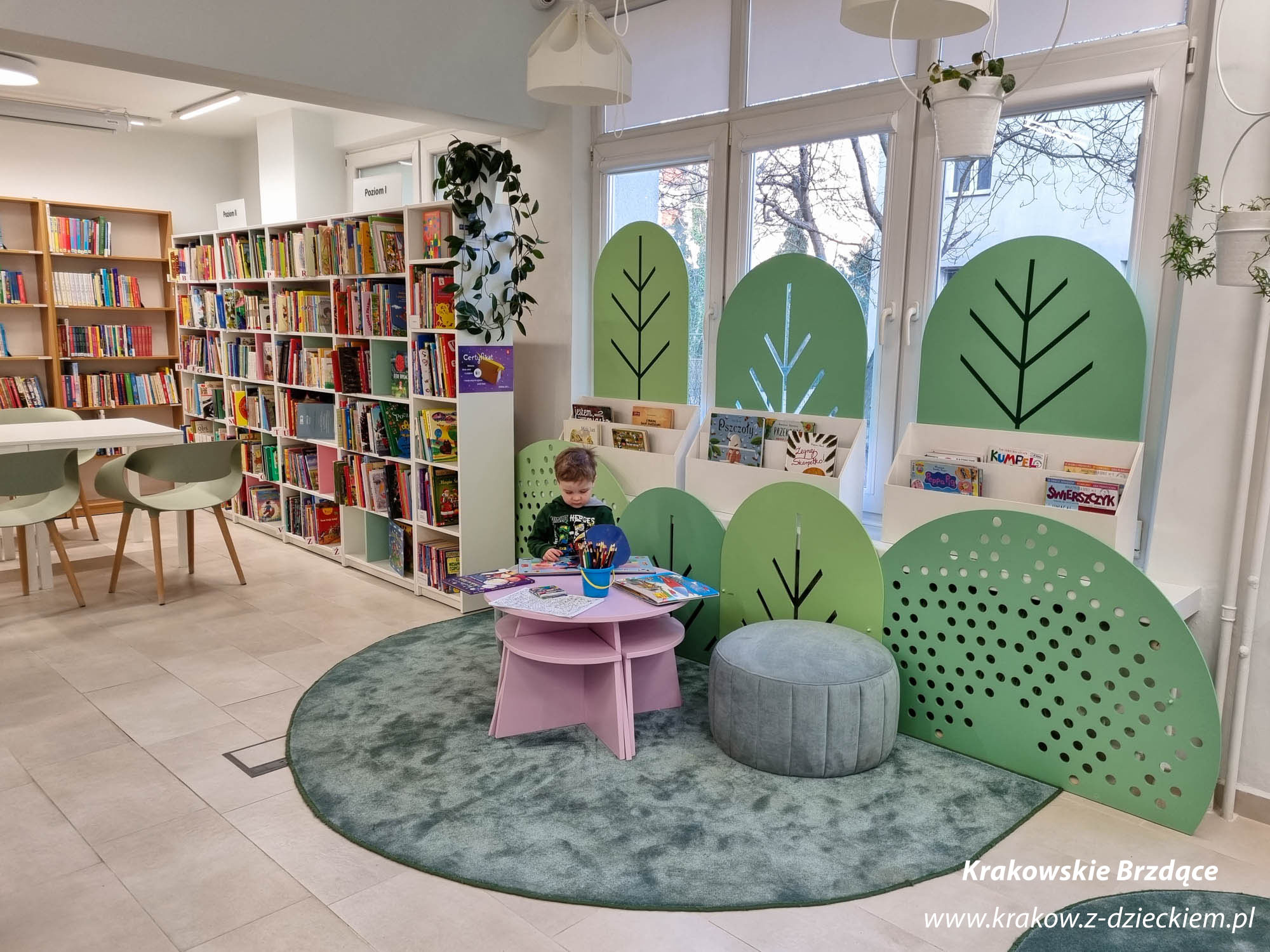 Filia nr 8 Biblioteki Kraków na ul. Brodowicza z przytulnym kącikiem dla dzieci - Krakowskie Brzdące
